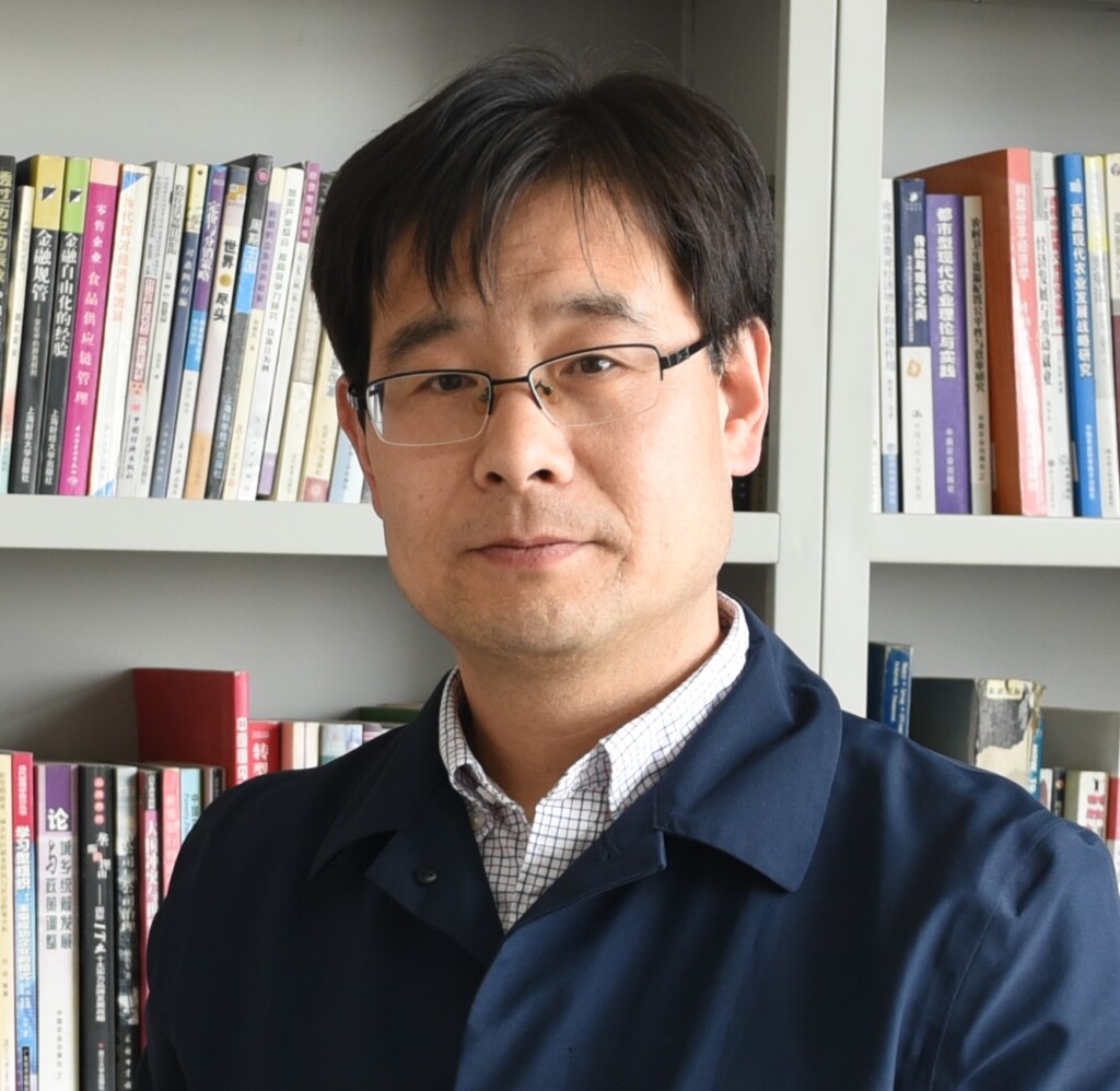 Jianhai Yang - Fairbank Center for Chinese Studies
